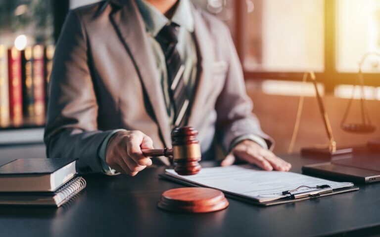 Everett Murder Defense Lawyer | Available 24/7